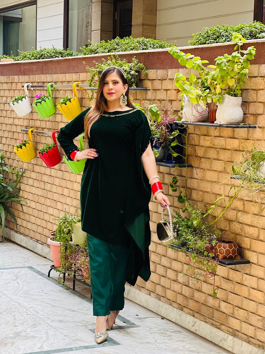 Bottle Green Velvet Co-Ord – Lakhina Couture