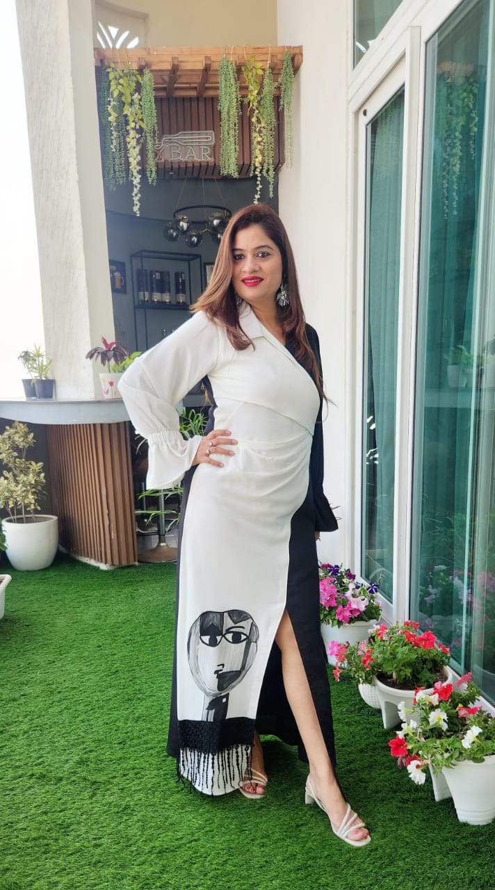 Monochrome Maxi Dress – Lakhina Couture